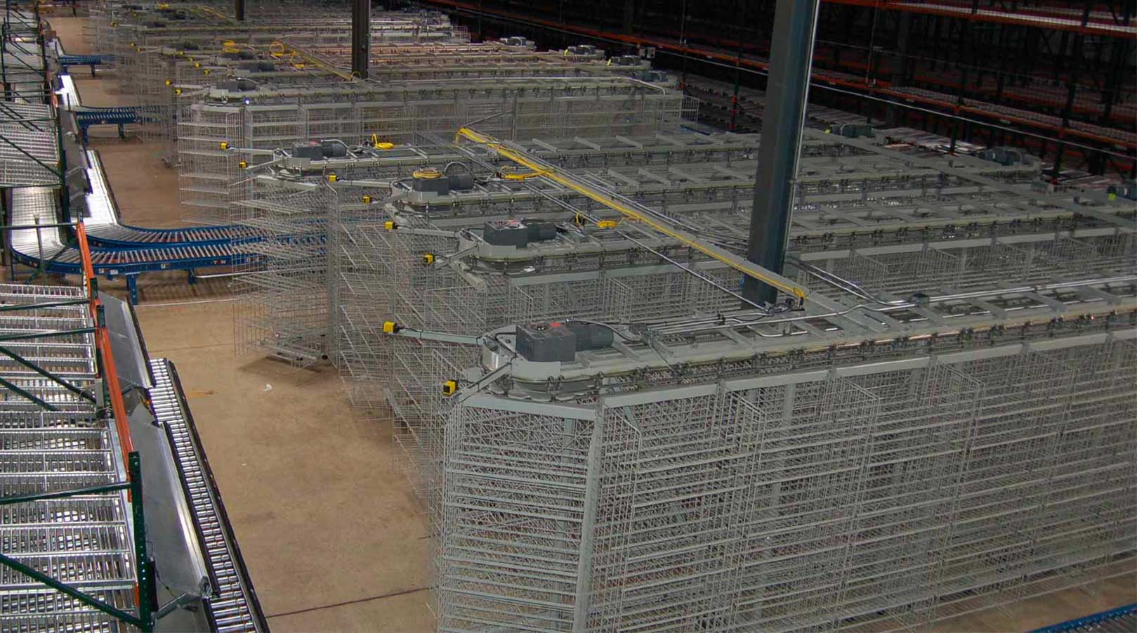 Horizontal Carousel System | PeakLogix