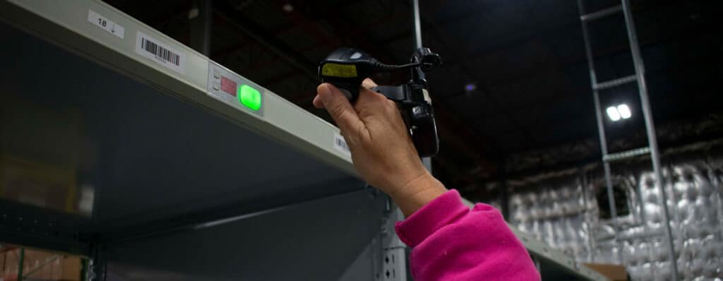 Pick-to-Light Solutions | PeakLogix